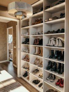 7 ideeën voor het inrichten van een inloopkast (voor elk huis!) | Westwing