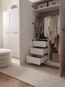 7 ideeën voor het inrichten van een inloopkast (voor elk huis!) | Westwing